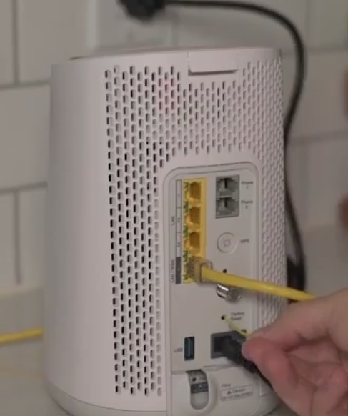 Factory Reset Telus Wi-Fi Hub | TELUS Neighbourhood