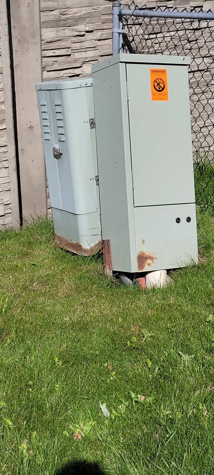 Telus Telephone Boxes in my backyard? | TELUS Neighbourhood